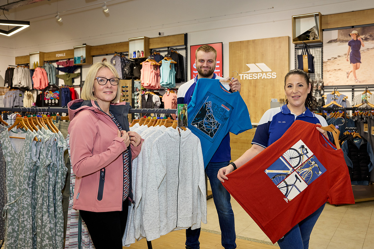 Stores on the move at Lakeside Village